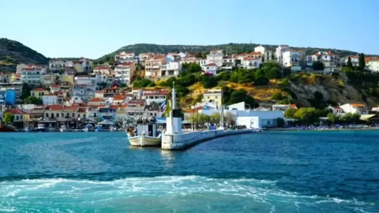 Samos'ta Tatil Bodrum'un Yarı Fiyatı! Ünlü Oyuncu Fiyatları Eleştirdi ...